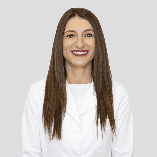 Dra. Belén Cruz: experta en Odontopediatría | Ferrus&Bratos
