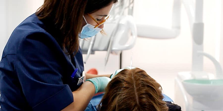 Mordida cruzada: empieza a tratarla cuanto antes | Ferrus&Bratos