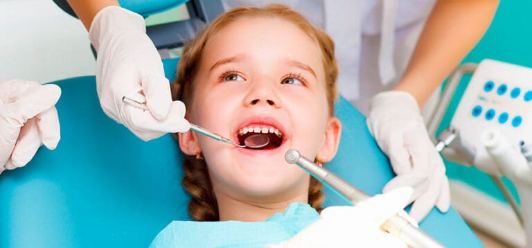 Ferrus&Bratos • Paladar ojival en bebés: ¿hay que tratarlo?