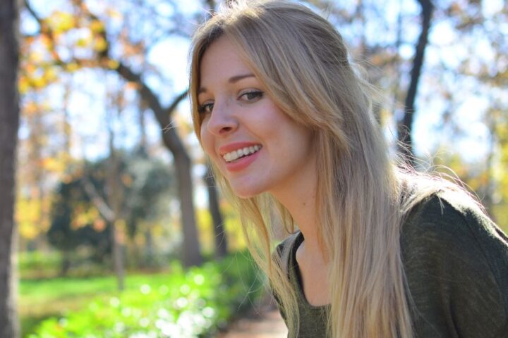 Labios hinchados: causas, soluciones y cuándo preocuparse | Clínica ...